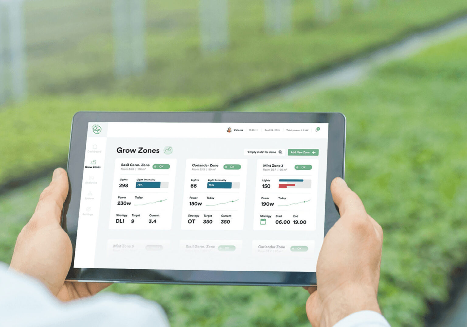 Smart LED light solutions for Greenhouse - Heliospectra